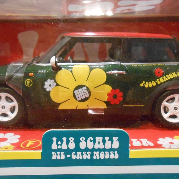 Foxtons | Toys | Vintage Foxtons Mini Cooper 18 Scale Die Cast Model ...